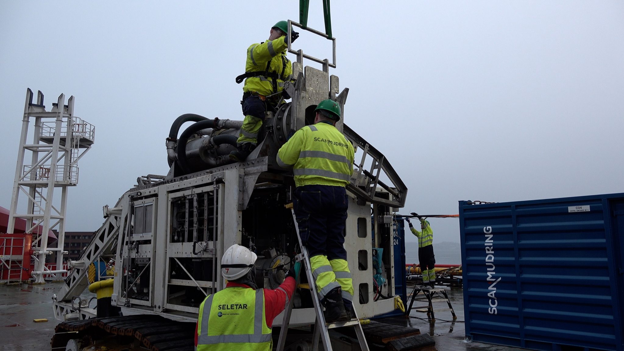 One topside spread, one crew - many options subsea! - Scanmudring